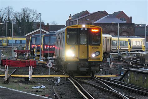 Zenfolio Scottish Trains Website Last Class 508 Standing 4124