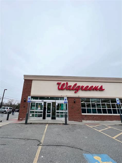 Walgreens In Newton Middlesex Store Joonsquare Usa