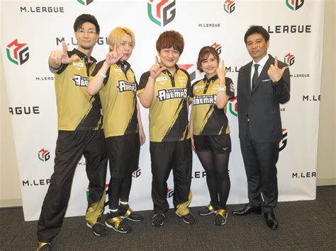 Mリーグ渋谷abemasが5年目で悲願の初優勝 多井隆晴プロが男泣き「今が一番幸せです」 芸能写真ニュース 日刊スポーツ