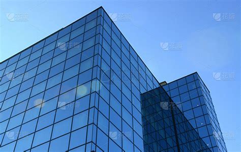 现代玻璃建筑