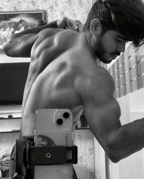 Gaurav Ruhela Rajput 🇮🇳 Gauravliftss • Instagram Photos And Videos