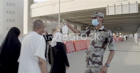 Performing Hajj And Umrah Rituals Delegations Of Pilgrims To Mecca A