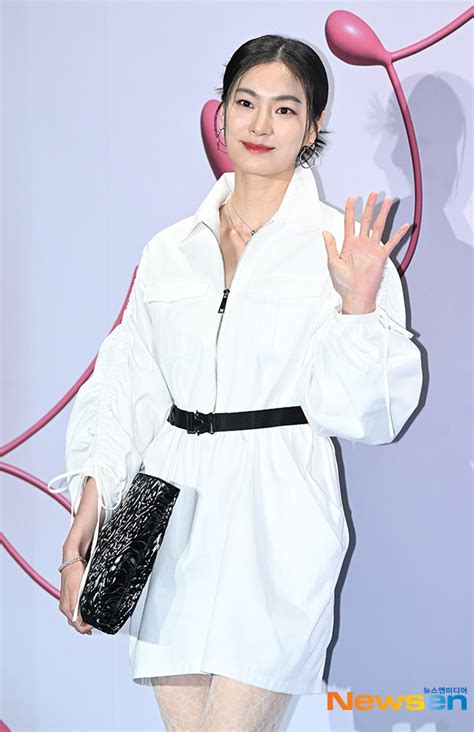 옥자연 순백의 인사 포토엔hd 손에 잡히는 뉴스 눈에 보이는 뉴스 뉴스엔
