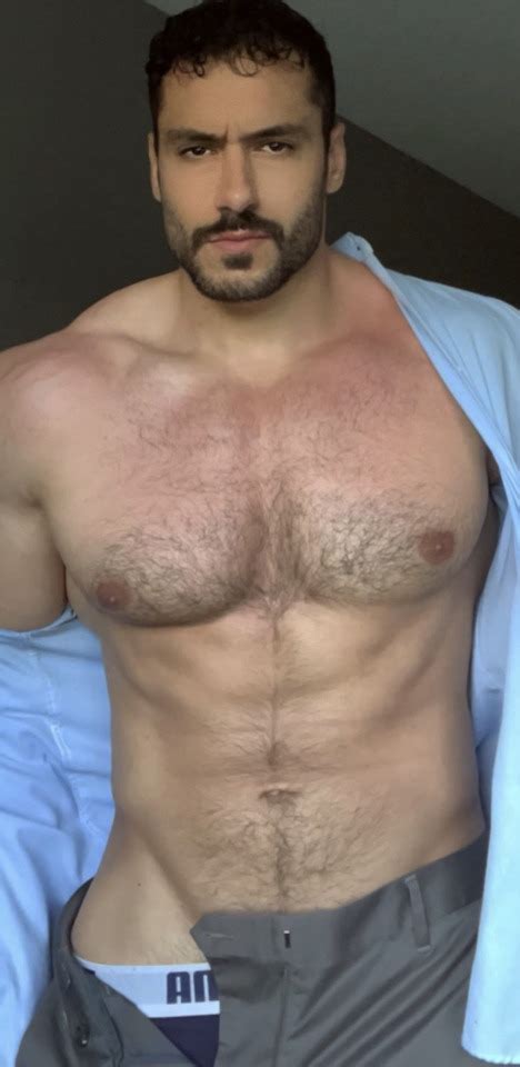Post [693925158370639872] Tumbex