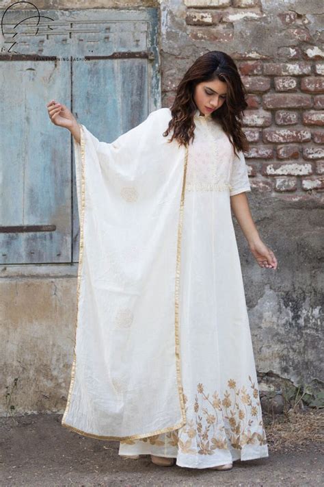 10 Cool Ethnic Looks To Try This Summer