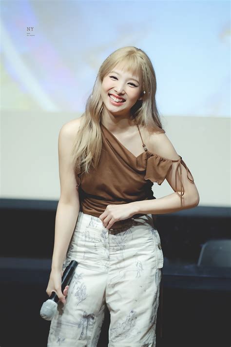 [트와이스] 선글라스를 낀 덮나  Mlbpark
