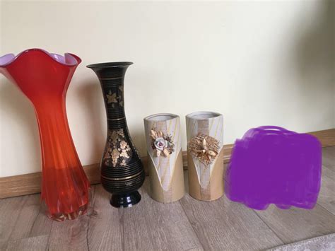 Оригинальные вазы для цветов б у в хорошем состоянии красная толстое стекло 270 лей чёрная с г