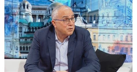 Проф Никола Владов Интубираните болни във ВМА вече са доста по малко