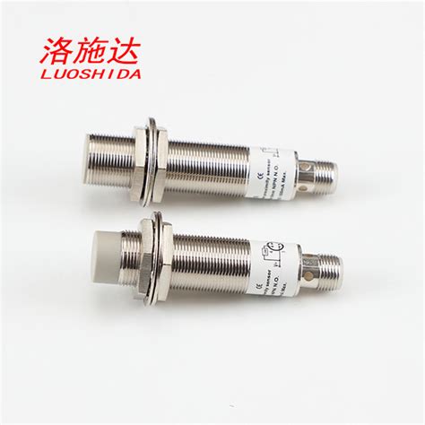 Cylindrical Inductive Proximity Switch M18 Dc 3 Wire Metal Tube With