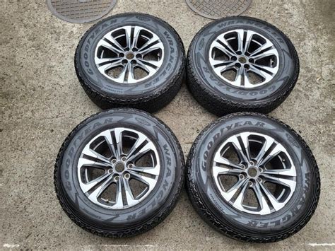 쉐보레 콜로라도 17인치 순정휠 중고휠타이어 팝니다 세컨웨어헬로마켓