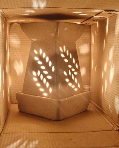 White Ceramic Diffuser At Best Price In Khurja Uttar Pradesh M S H A U K Ceramic Handicraft