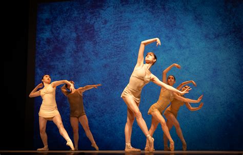 Colbeck Elaina Regroupement Québécois De La Danse