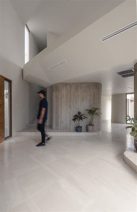 Veintedoce Arquitectura Bryan Arellano · Casa Rodríguez · Divisare