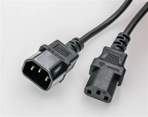 Ce Vde Certificate Retractable 250v 16a European Waterproof Plugs And