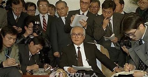 김우중 방북 후 귀국 기자회견
