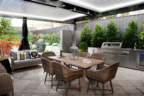 Alfresco Areas Howse Constructions