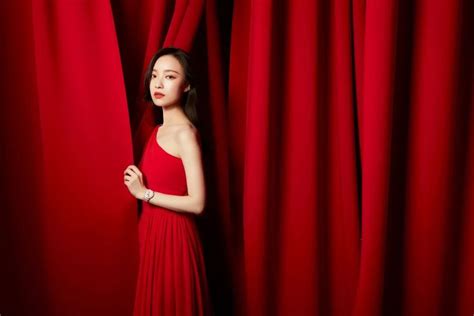 积家代言人倪妮积家代言人积家倪妮第14页大山谷图库