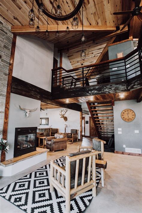 Lodge — Little Lazy Lodge