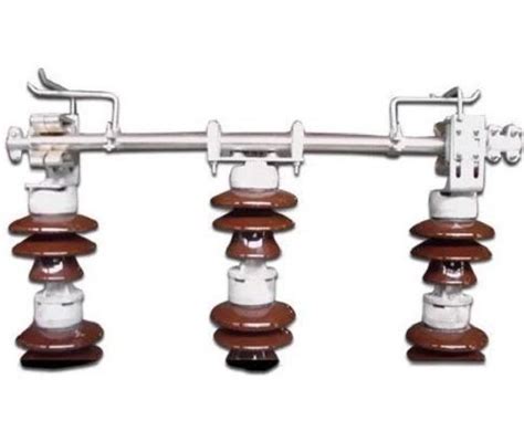 3300 Watt Porcelain And Aluminum Electrical Isolator For Transformer