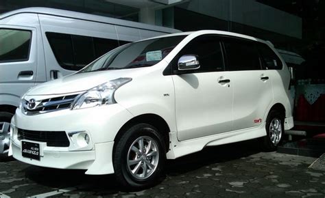 Harga Mobil Toyota Avanza Bekas Lengkap Dari Atahun Terbaru