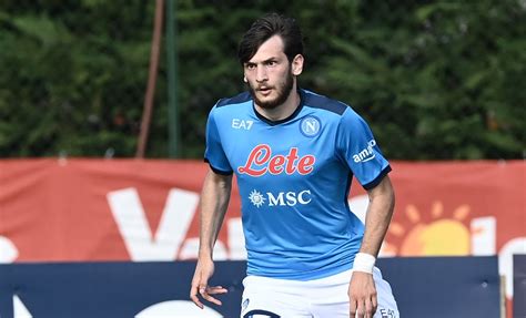 Napoli Kvaratskhelia La Champions Il Mio Sogno Io Il Messi