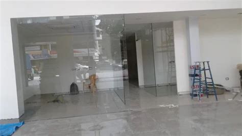 12 Mm Toughened Glass Partition Service For Office At ₹ 350sq Ft In