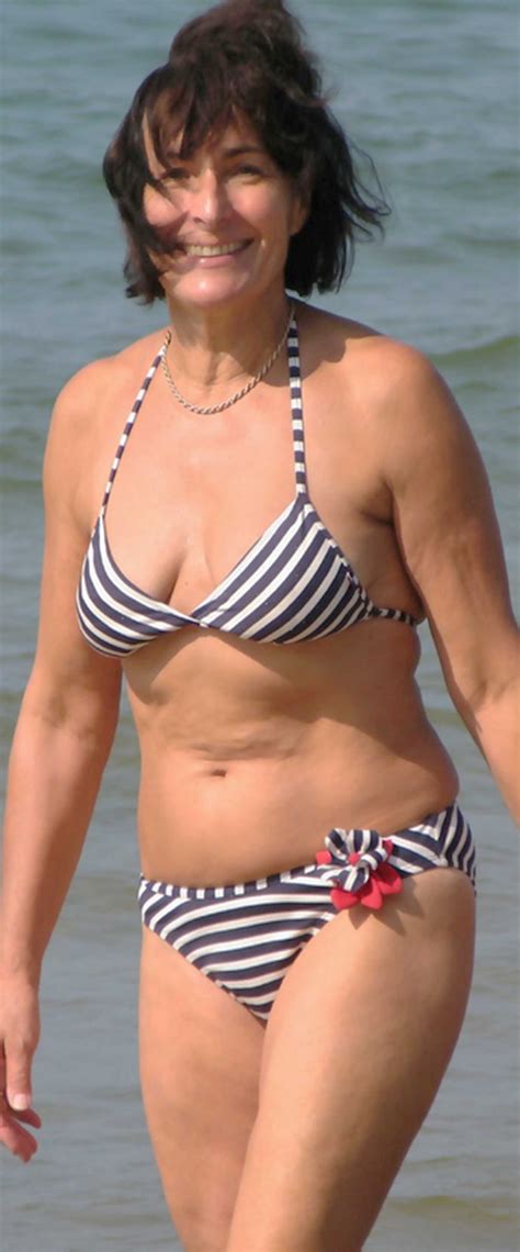 Pin By Thomas Mcneil On Hot Stylish Swimsuits Bikinis Swimwear