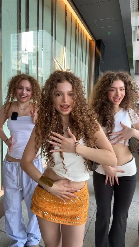 Pin By David Wanderson On Tik Tok In 2024 Sister Outfits Sisters Funny Brown Girl