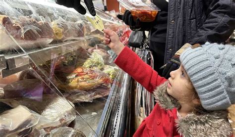 Feast Of The Seven Fishes Tradition Still Popular For American