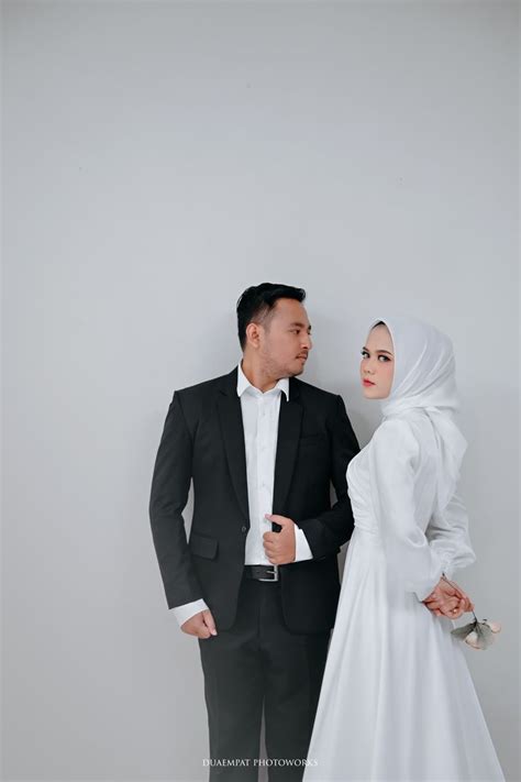 Pin Oleh Abdul Khaliq Di Prewed Alya And Iqbal Formal Gaya Pengantin