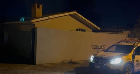Marido Mata Esposa Na Frente Das Filhas Dela De 7 E 11 Anos Em Foz Do