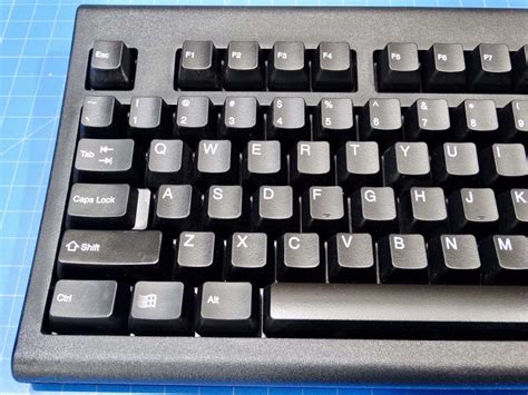 1996 IBM 104 Key Keyboard Black KB 8923 73H0120 ClickyKeyboards