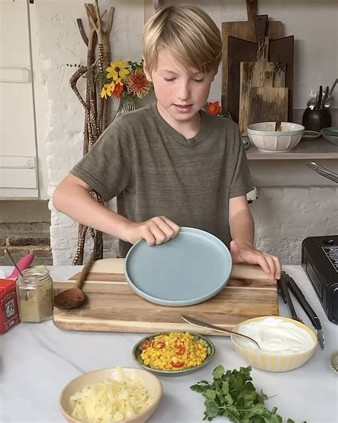 Jamie Olivers Son Buddy 12 Leaves Viewers In Hysterics With Kitchen