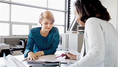 Logistics Excellence With Oracle Scm Cloud