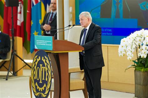 رشيد الحكومة العراقية تؤيد تشكيل تحالف دولي لتحقيق العدالة الاجتماعية