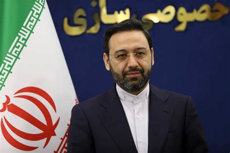 تصویری از خانه ابدی مالک رحمتی استاندار آذربایجان شرقیعکس