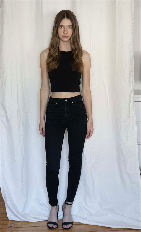 Lara F New Face Seeds