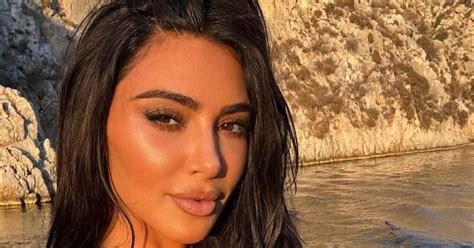 Kim Kardashians Hair Extensions Are So Long They Almost Kiss The Ground