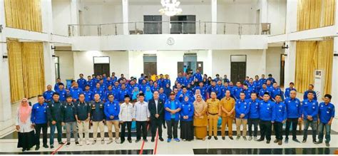 Bupati Suhatri Bur Resmi Lantik Pengurus Karang Taruna Padang Pariaman
