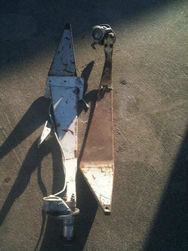 Sell Pair Of Cessna 172 Spring Gear Leg Assys 0541164 4 And 3 In Miami
