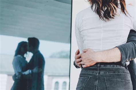 How Intimacy Coaching Catalyzes Healthy Relationships