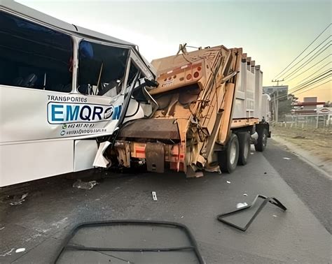 Choque De Unidades En La México Querétaro Deja 21 Heridos La Roja
