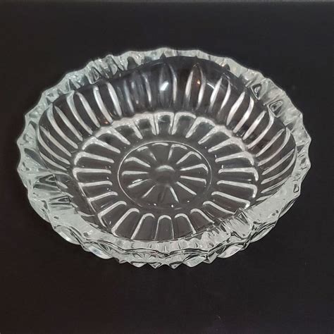 Vintage Pasari Indonesia Clear Glass Ashtray 5 12 Inches Wide Etsy