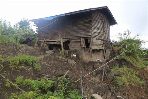 ဟားခါး လူေနအိမ္ထက္၀က္ ေျပာင္းေရႊ႕ရမည္ဟု ခ်င္းလူမႈေရး၀န္ႀကီးေျပာ