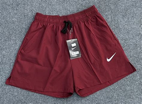 กางเกงขาสั้นผู้ชาย กางเกงออกกำลังกายผู้ชาย กางเกงกีฬาผู้ชาย กางเกงวิ่งผู้ชาย มีซับในอย่างด ระบาย