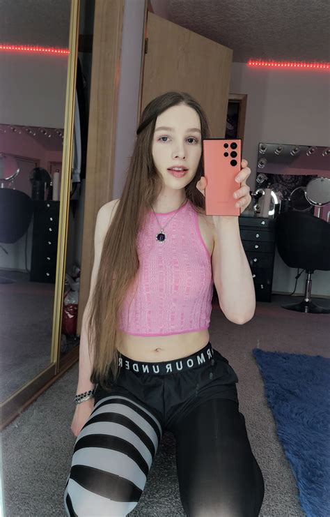 Lumi On Twitter Love Yourself 💜 M1gmgj8nkp Twitter