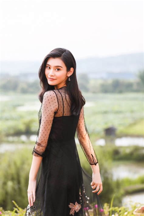 奚梦瑶这身黑丝透视裙跟上一季古力娜扎的一 高清图片堆糖美图壁纸兴趣社区