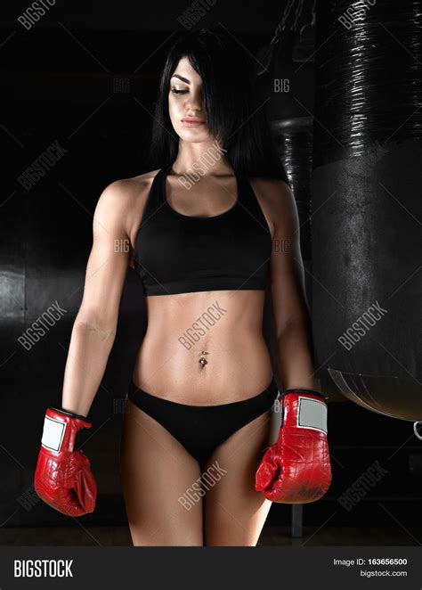 Pin On Boxing Babes