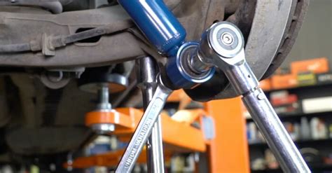 How To Change Rear Shock Absorbers On VW T Transporter Replacement Guide