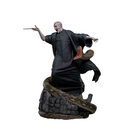 Купити Статуетка Harry Potter Voldemort And Nagini Statue Legacy Replica 1 4 Гаррі Поттер